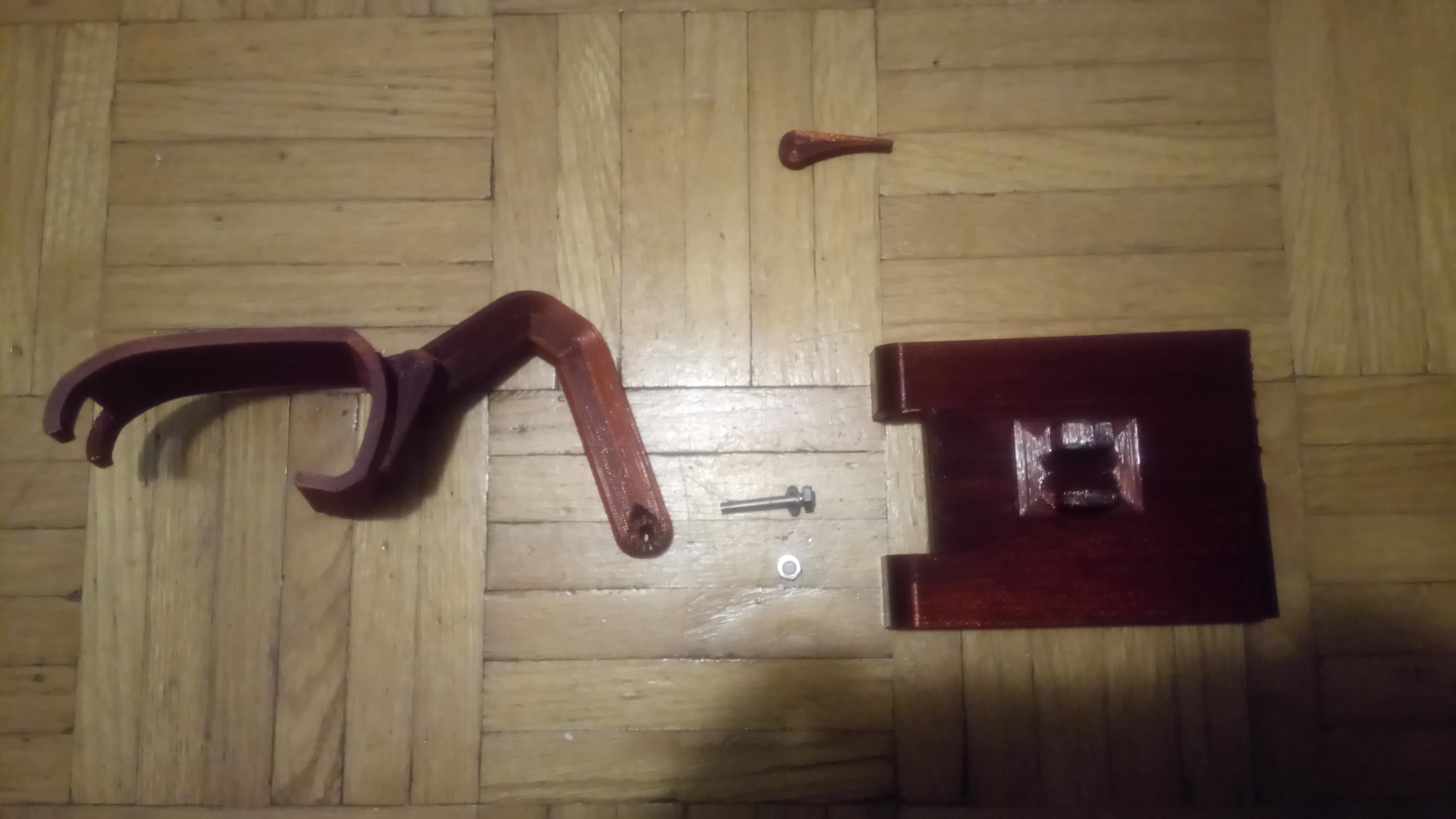 3D Printable Switch Pro Holder_V2 by Jeremy Delisle