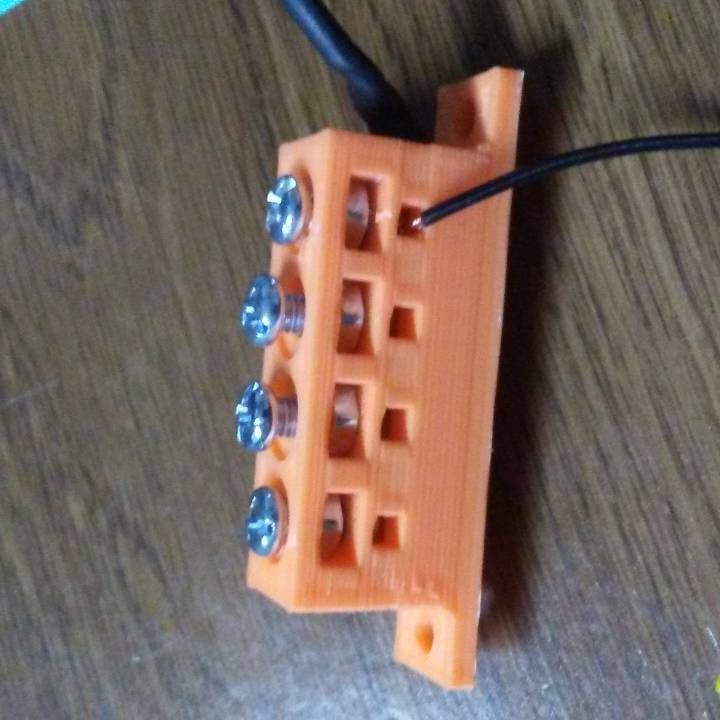 3D Printable Terminal Block x4 connector by Dustin Diedel