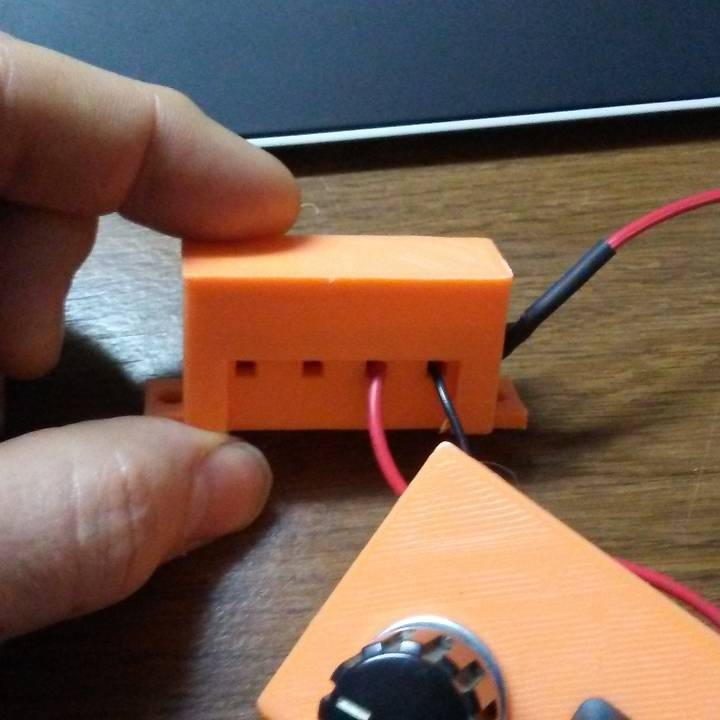 3D Printable Terminal Block x4 connector by Dustin Diedel
