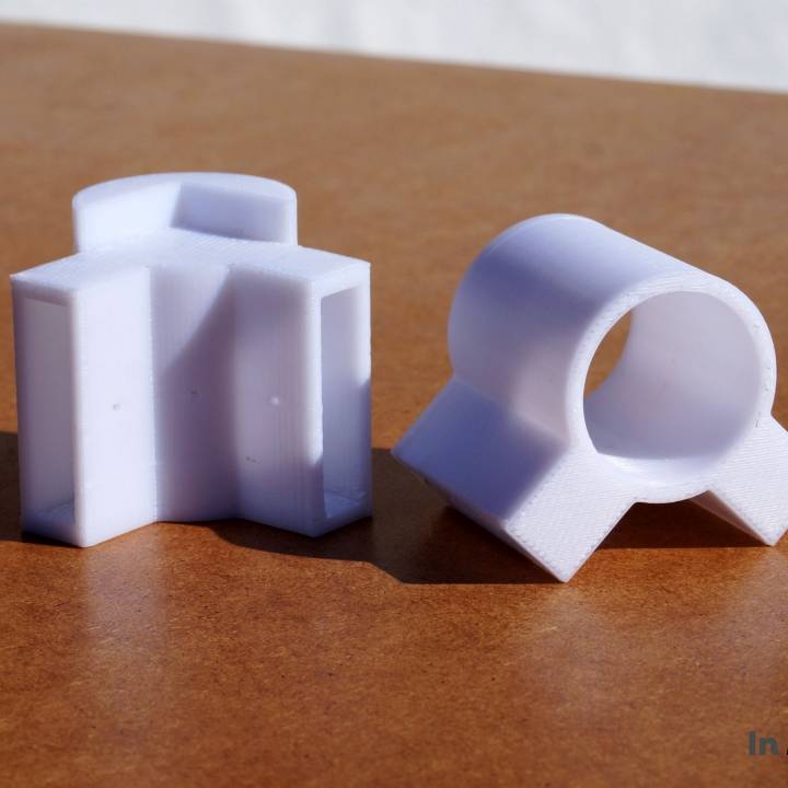 3D Printable DIY Simple Table by Jon Cleaver