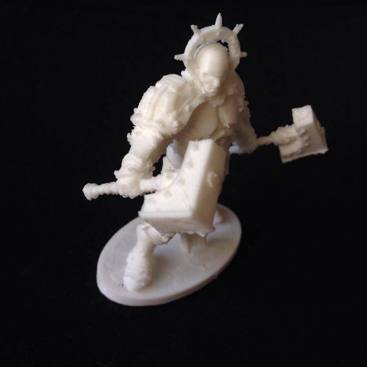 3D Printable Knight by Justin Guthrie
