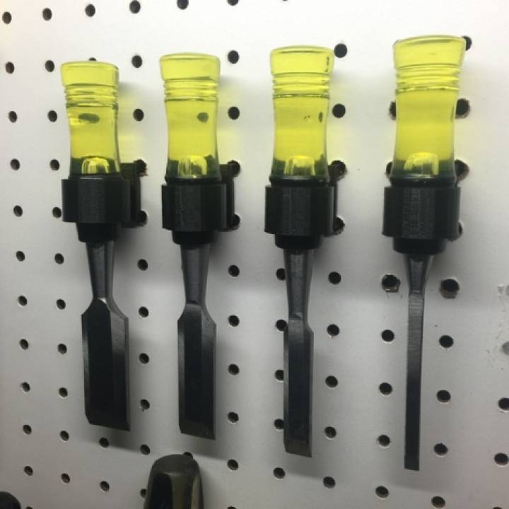 3D Printable Harbor Freight Chisel Pegboard Mount by Chuck Hellebuyck
