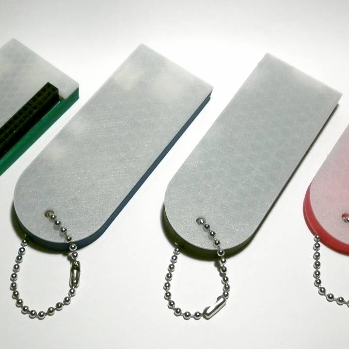 3D Printable Raspberry Pi Zero Keychain Case by Blaze
