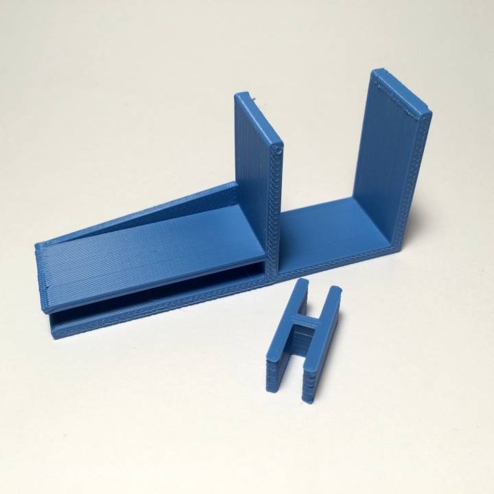 3D Printable FoamCoreHolder by John Greybeard