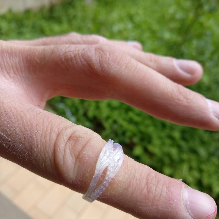 3D Printable Overlapping Diamonds Ring by jose alfredo