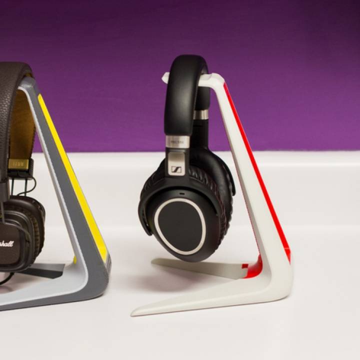 3D Printable Multi-color Headphone Stand by Mosaic Manufacturing