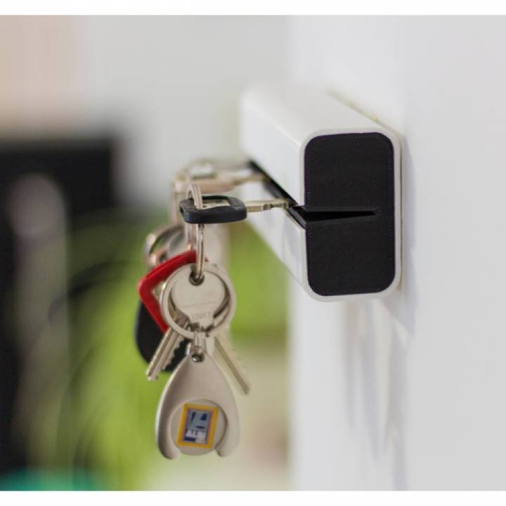 3D Printable Smart Key Rack by Christian Krupp