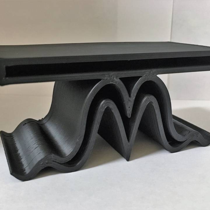 3D Printable Fountain Table by Justin Larson