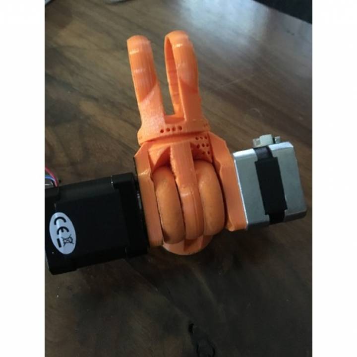 3D Printable Modular Robotic Arm, Hinge Joint, No Hardware by John Doe