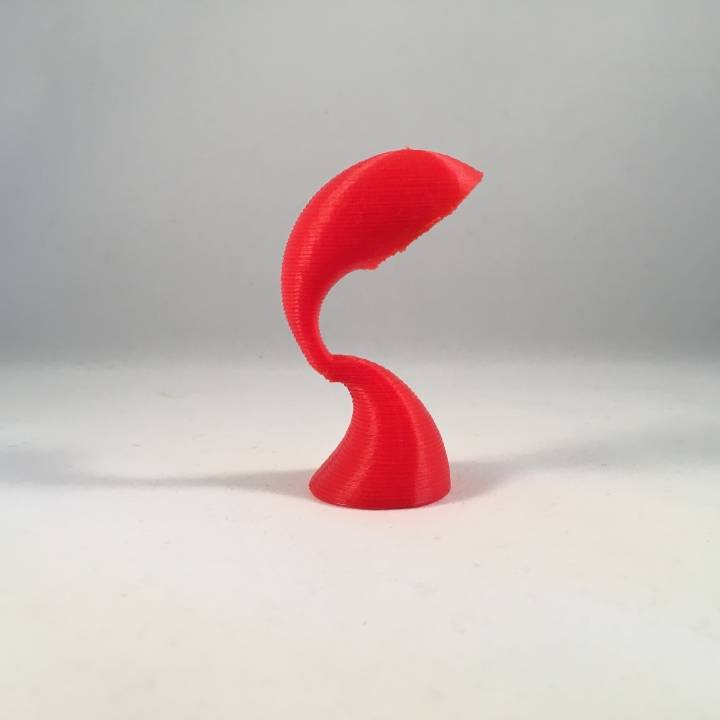 3D Printable Exo lamp by Mirco Rottermaier