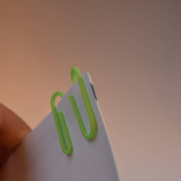 3D Printable paperclip by Johan Link