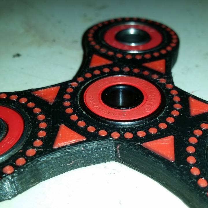3D Printable Dual Color Fidget Spinner by Scott Follick