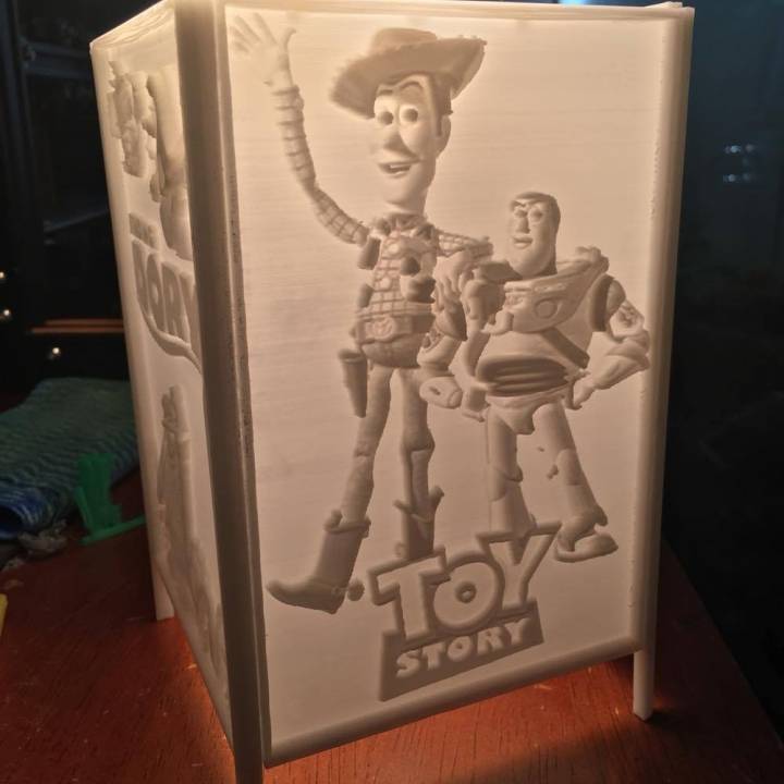 3D Printable Disney Pixar Lamp Shade by Daniel Beek