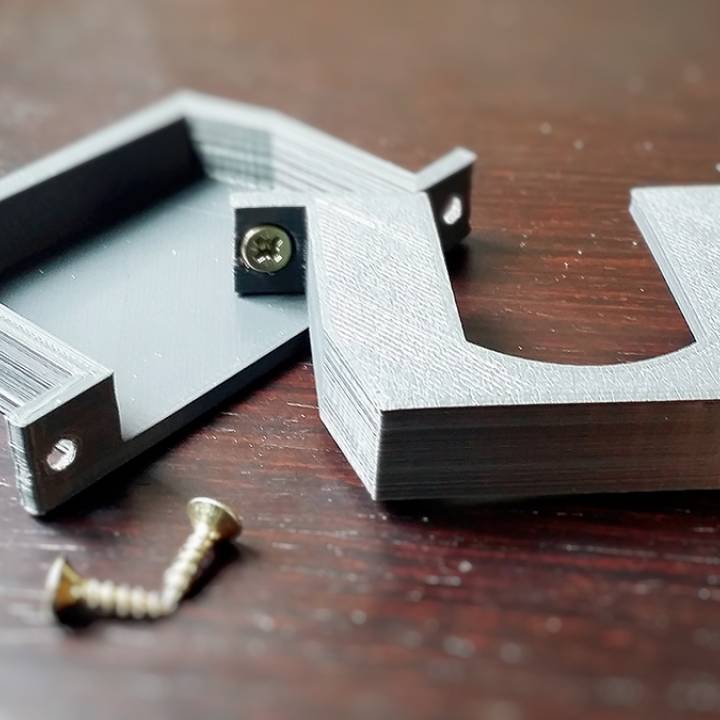 3D Printable Power strip mount by Duke Doks