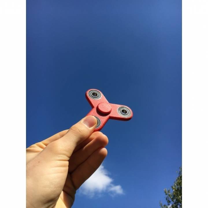 3D Printable Simple Fidget Spinner - 608RS bearing by David Owens