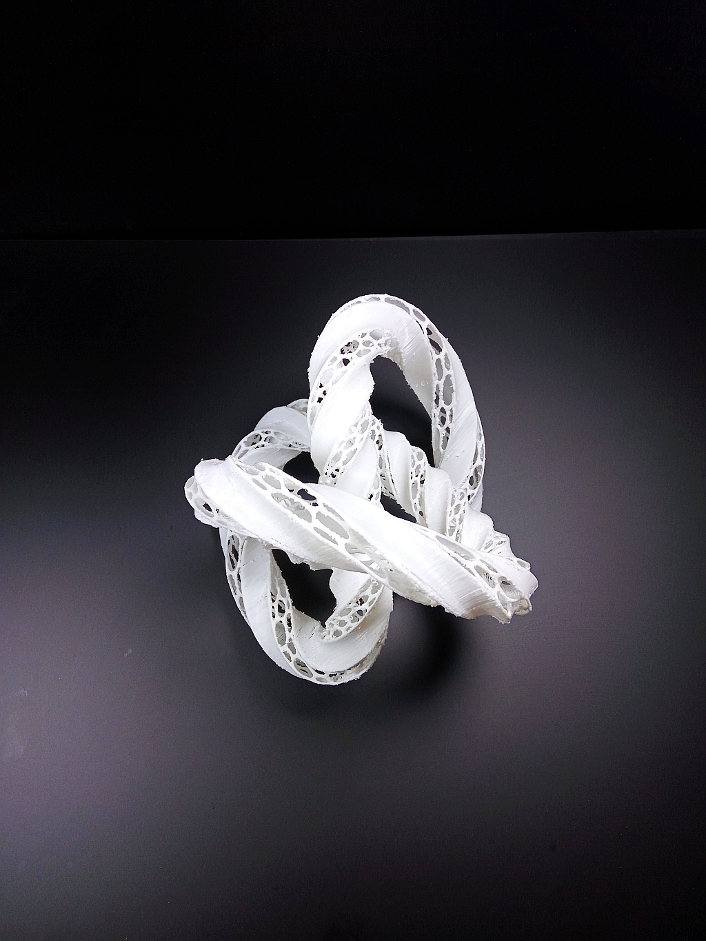 3D Printable Twisted Trefoil Knot by Dan O'Connell