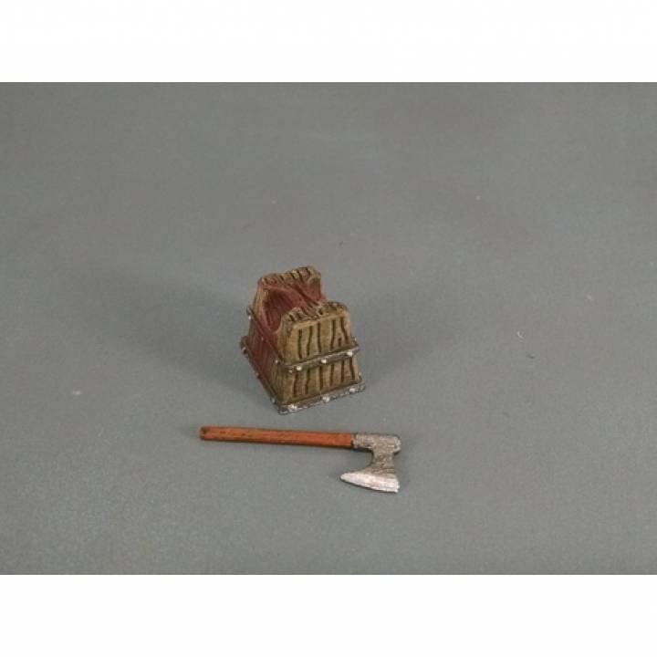 3D Printable 28mm Headsman's Block and Axe by Ryan Beasecker