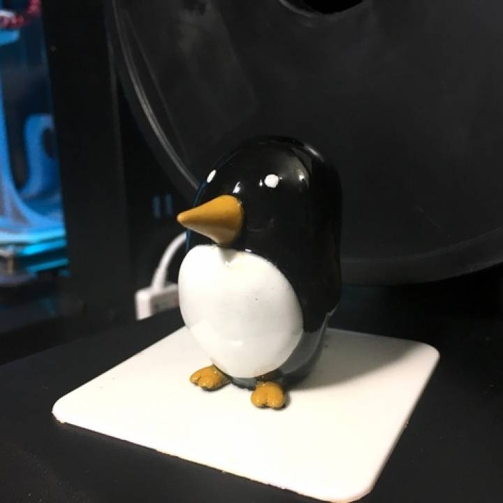 3D Printable Penguin by Henry Qiu