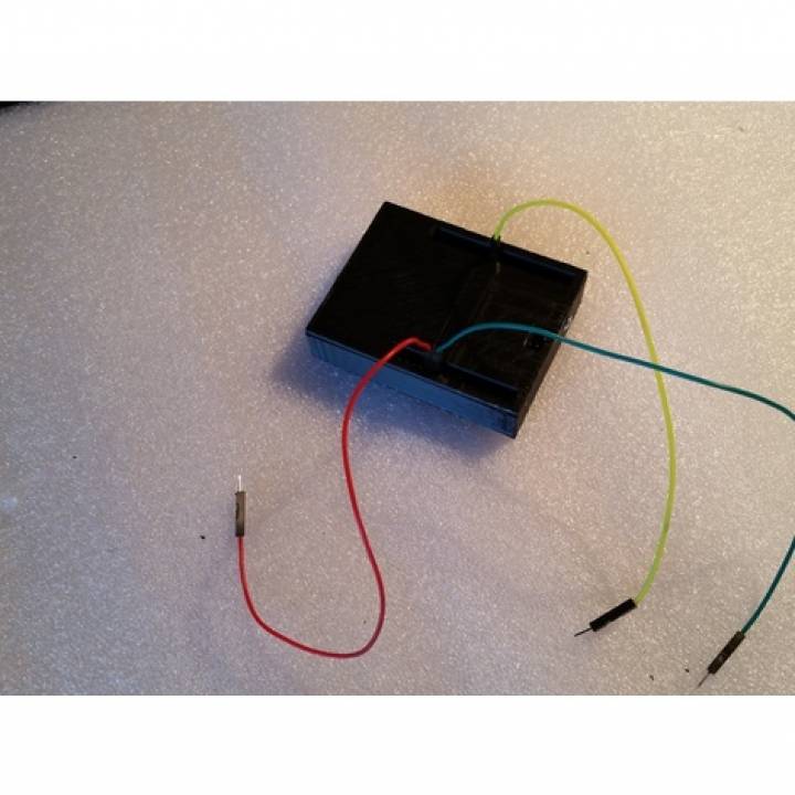 3D Printable Arduino Case with Lid by Darrin Mcland