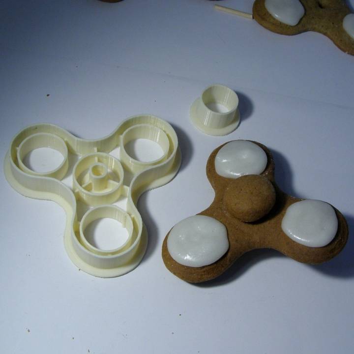 3D Printable Kitchen cutter Spinner by Vaclav Krmela
