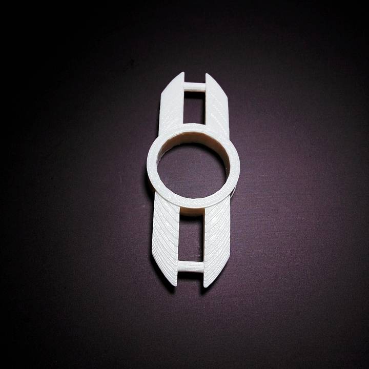 3D Printable Taser Spinner by Carolyn Chen