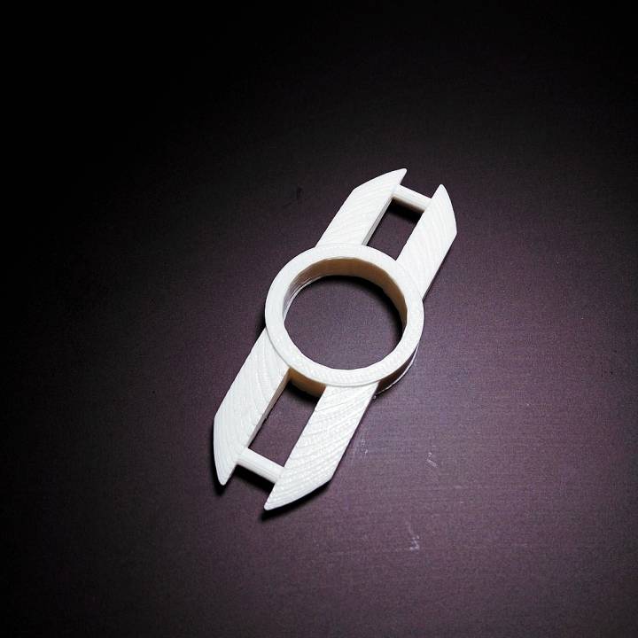 3D Printable Taser Spinner by Carolyn Chen