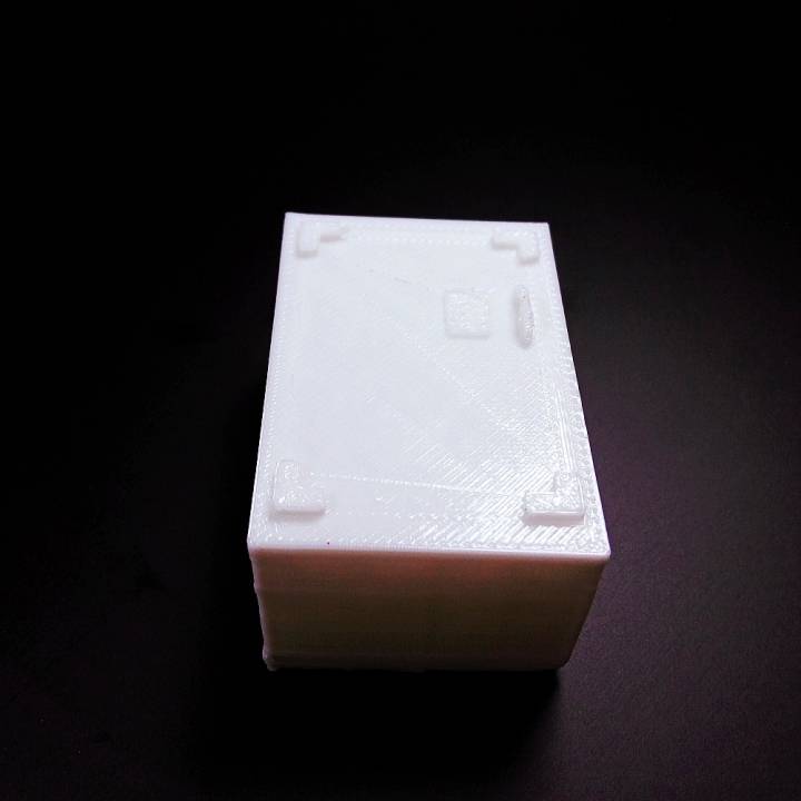 3D Printable sci-fi locker by Rowan Reid