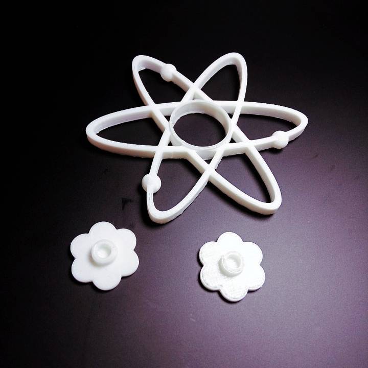 3D Printable Atomic Fidget by Aidan Eclavea
