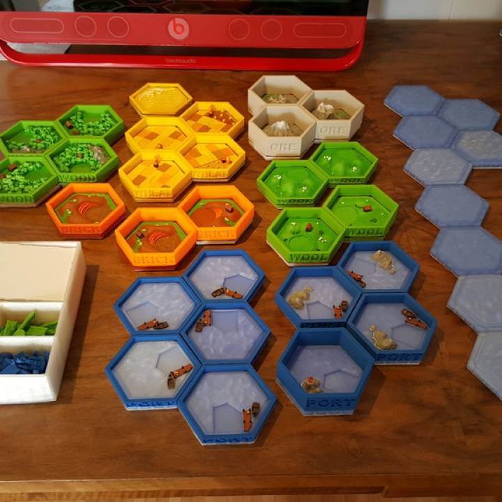 3D Printable storage settler of catan by Moe Zarrella