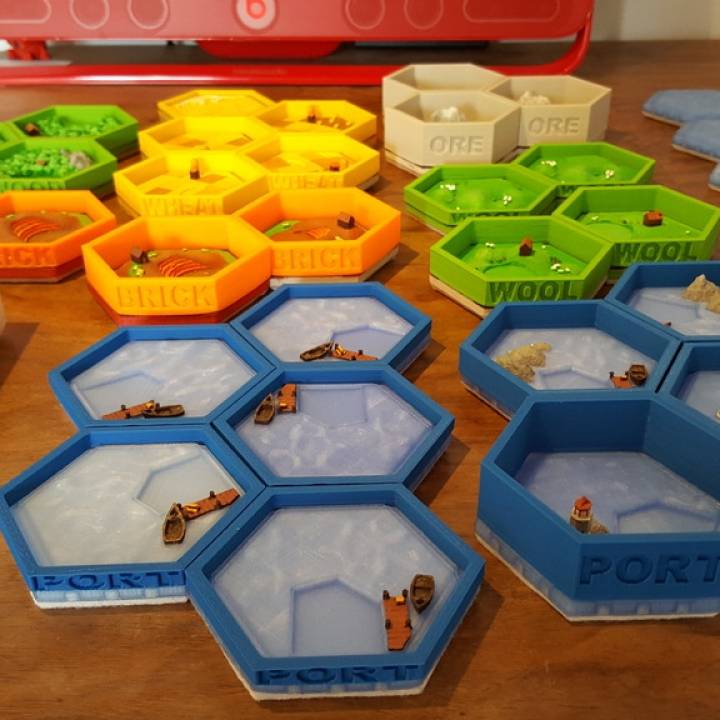 3D Printable storage settler of catan by Moe Zarrella