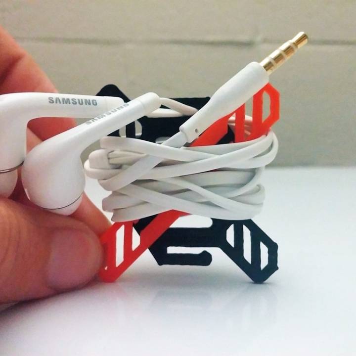 3D Printable Rapt - The Quick Headphone Wrapper by Eugene Pentland