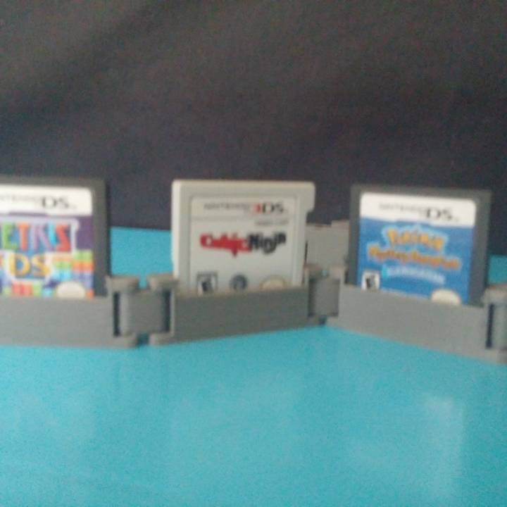 3D Printable 3Ds/Ds Game Holder by Eugene Pentland