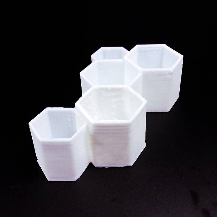 3D Printable Beehive Bookshelf by Yvette Bolder