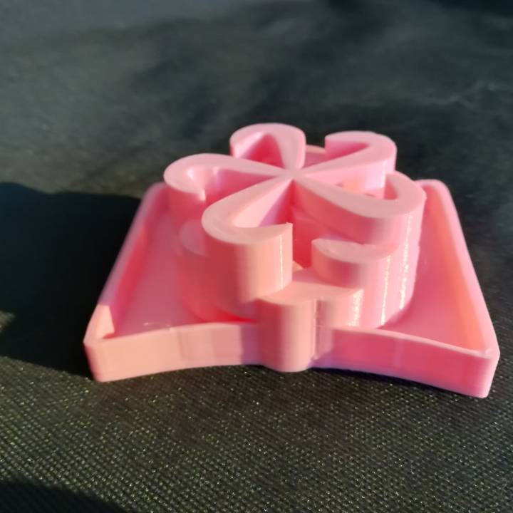 3D Printable tinkercad_flower_pot by Steffen Quievreux
