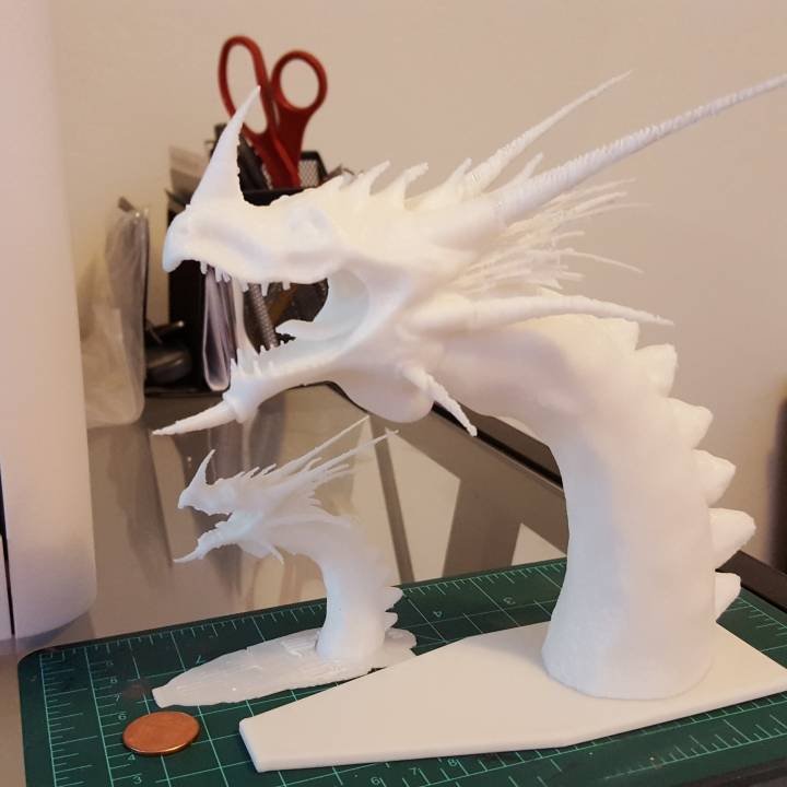 3D Printable Dragon by Lars Minsaas