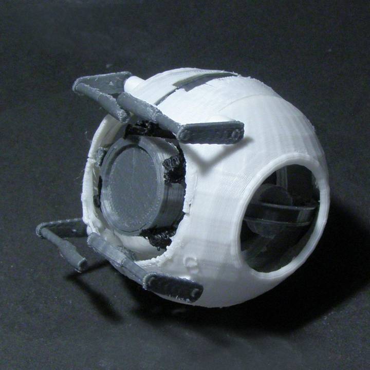 3D Printable Portal core by Rowan Reid