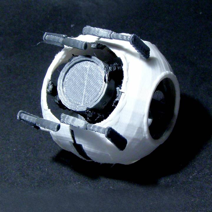 3D Printable Portal core by Rowan Reid