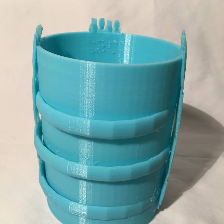 3D Printable Flower Pot by Andie jones