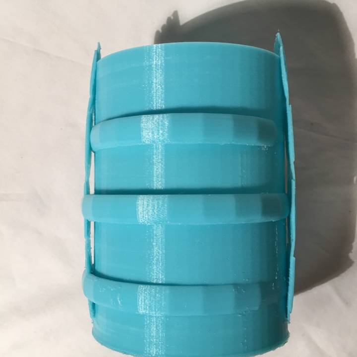 3D Printable Flower Pot by Andie jones