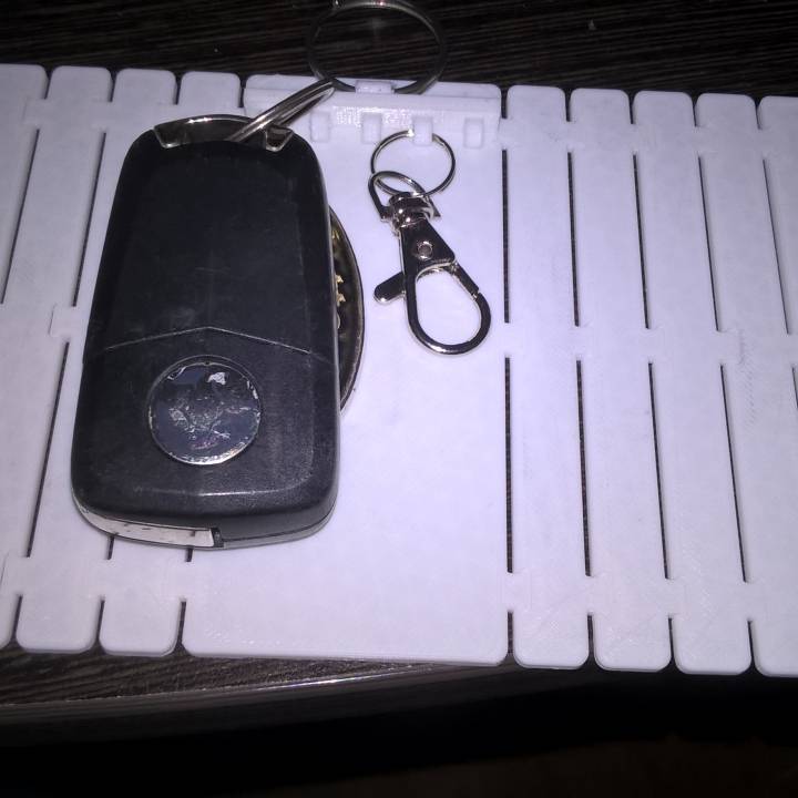 3D Printable Key Case/ Key Holder by Colin Hudson