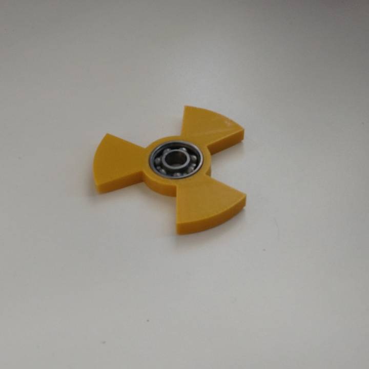 3D Printable Radioactive by Omar