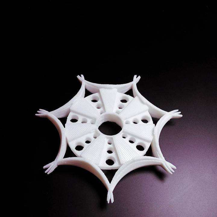 3D Printable 7 sided fidget spinner by Achint Aju