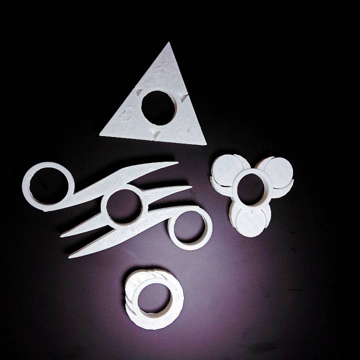 3D Printable zelda fidget spinners by Noah Wilkerson