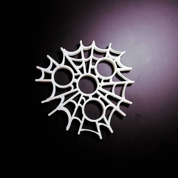 3D Printable Spider Web Fidget Spinner for MyMiniFactory Contest by ...