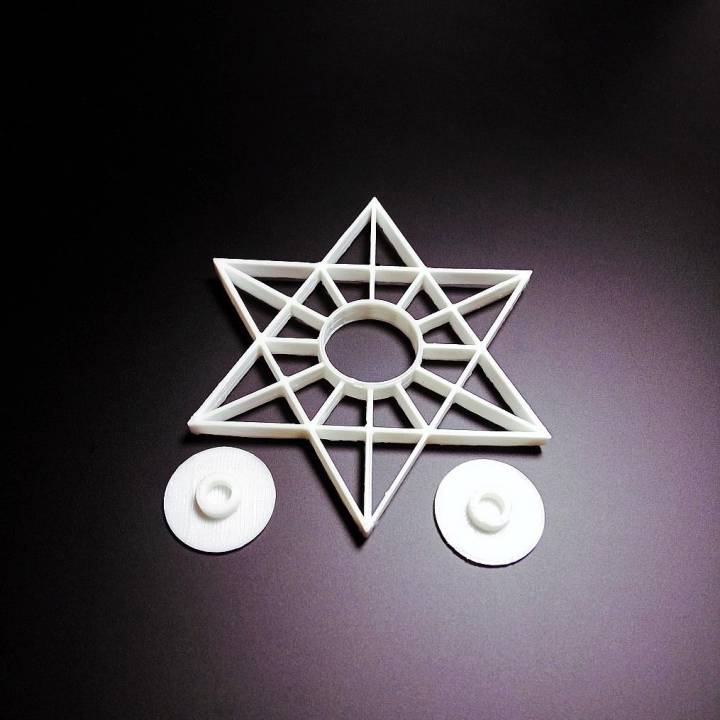 3D Printable Triangle Terror Spinner by Aidan Eclavea