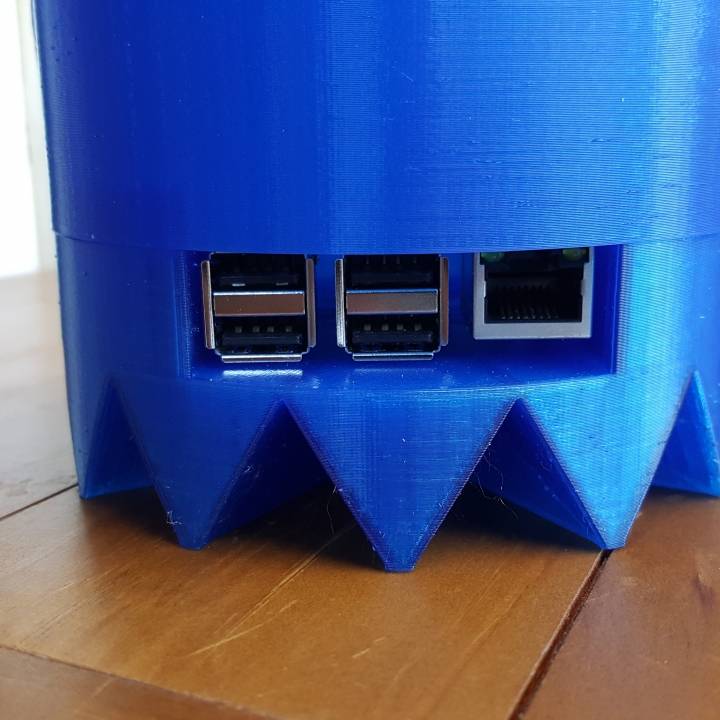 3D Printable Pacman Ghost raspberry pi 3 case by Darren Furniss