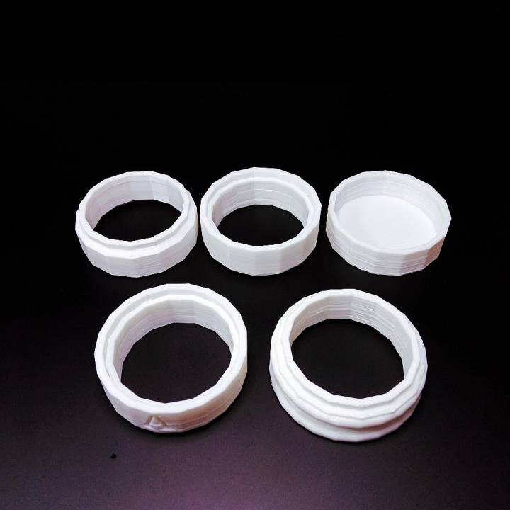 3D Printable Snap In pot/planter by Michael Popolizio