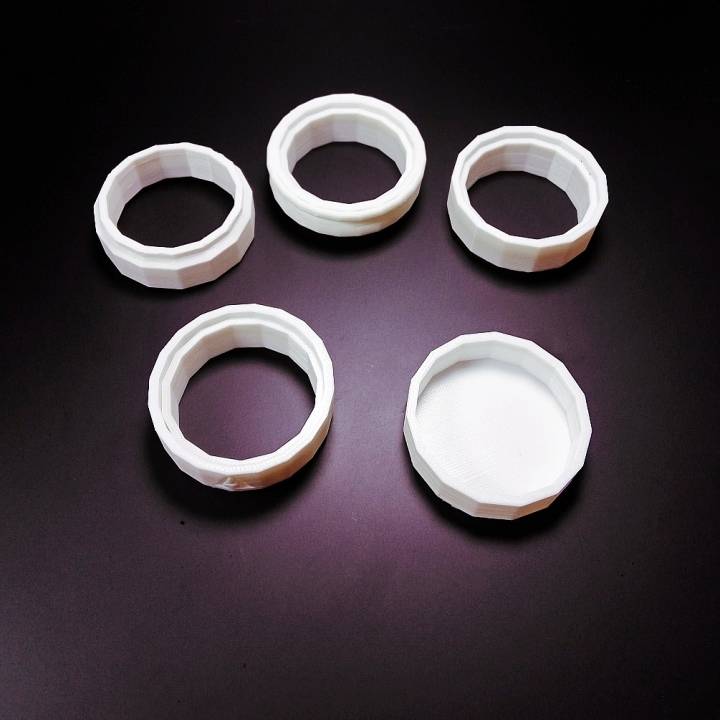 3D Printable Snap In pot/planter by Michael Popolizio