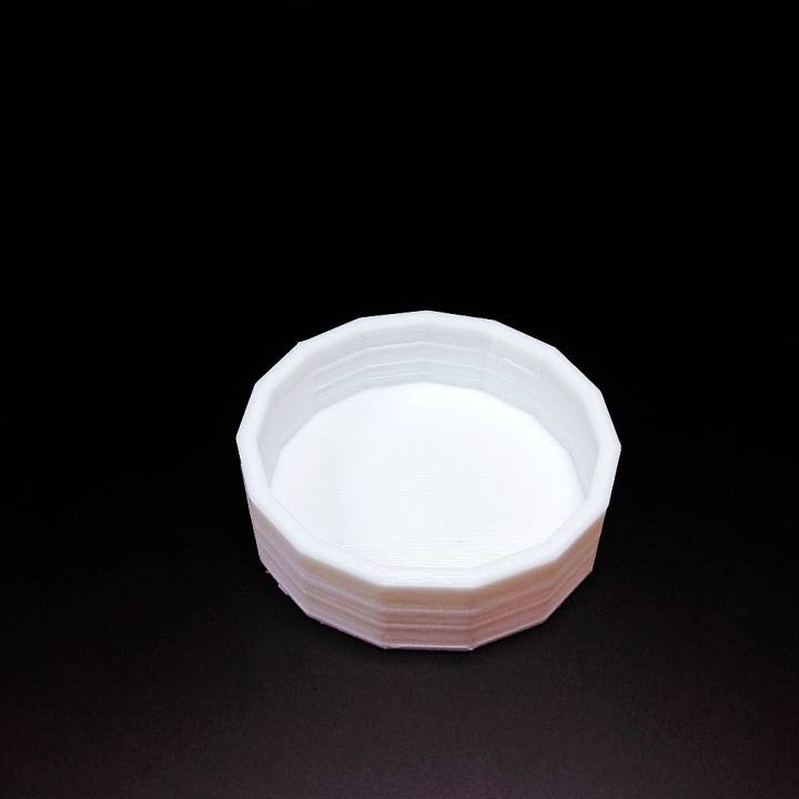 3D Printable Snap In pot/planter by Michael Popolizio