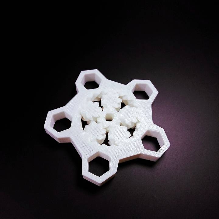 3D Printable Copy of Nox's custom hybrid spinner by Noxmortis Kingston